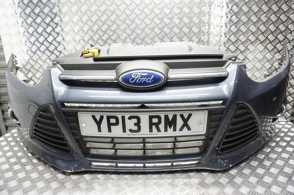 FORD FOCUS MK3 FRONT BUMPER COMPLETE IN MIDNIGHT SKY (SEE PHOTOS) 2011 ...