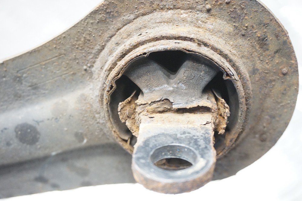 FORD FOCUS MK3 HATCHBACK OS REAR TRAILING ARM 2011-2015 YF63 – Gala Motors