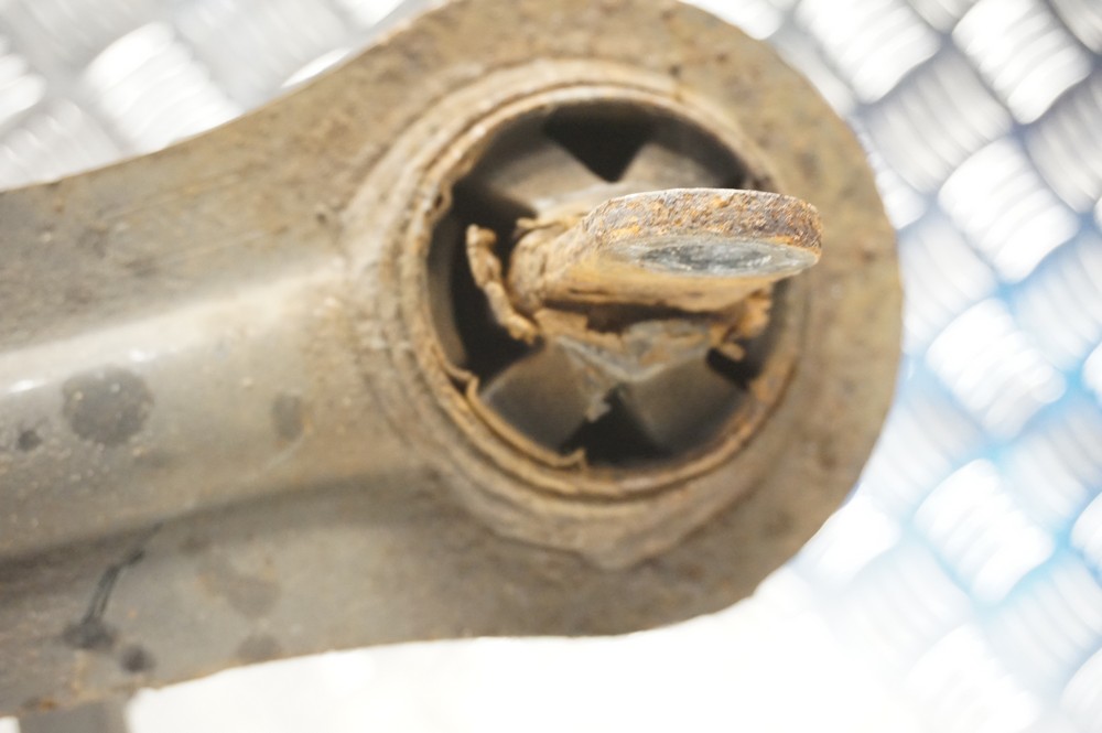 FORD FOCUS MK3 HATCHBACK OS REAR TRAILING ARM 2011-2015 YF63 – Gala Motors