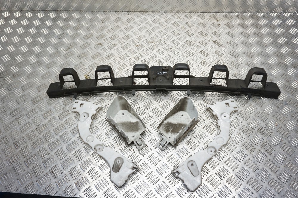 FORD FOCUS MK3 HATCHBACK REAR BUMPER PLASTIC BRACKETS 2011-2015 YF63 ...