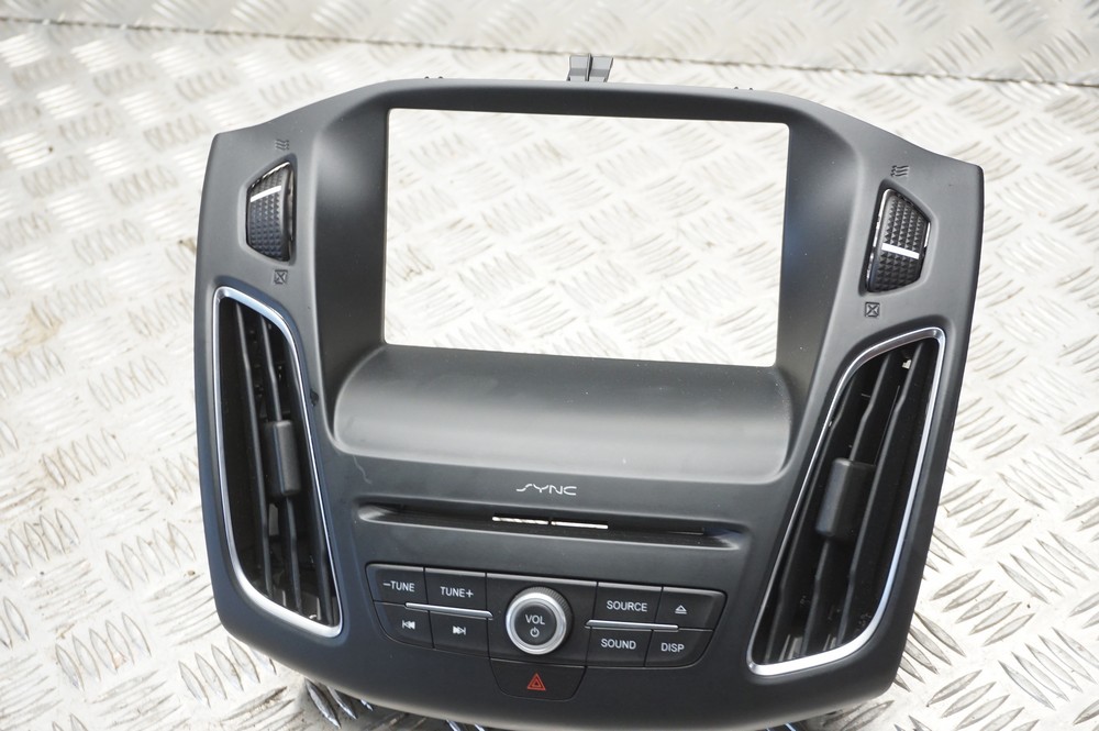 FORD FOCUS MK3 RADIO CONTROLS FASCIA SCREEN SURROUND TRIM 2015-2018 ...