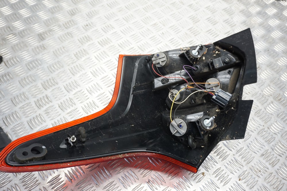 FORD FOCUS MK3 HATCHBACK REAR LED NS TAIL LIGHT CLUSTER 2011-2015 EK62B ...