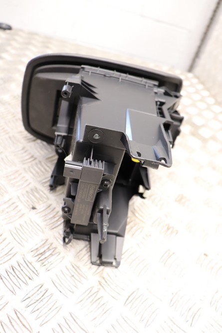 FORD FOCUS MK3 CENTRE CONSOLE ARM REST 2015-2018 EN16 – Gala Motors