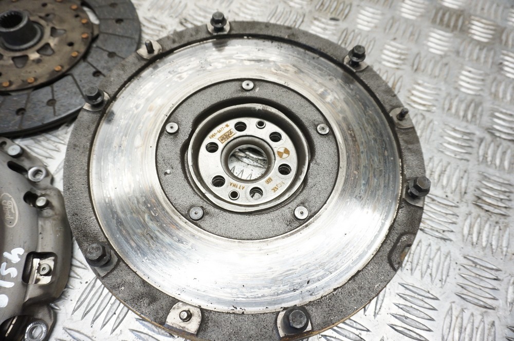 FOCUS 1.5 ECOBOOST 6SP MANUAL FLYWHEEL CLUTCH 20K MILES (SEE PHOTOS) 15 ...