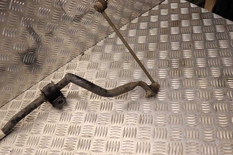 FORD FOCUS MK3 FRONT ANTI ROLL BAR WITH LINKS 2015-2018 ST18D – Gala Motors