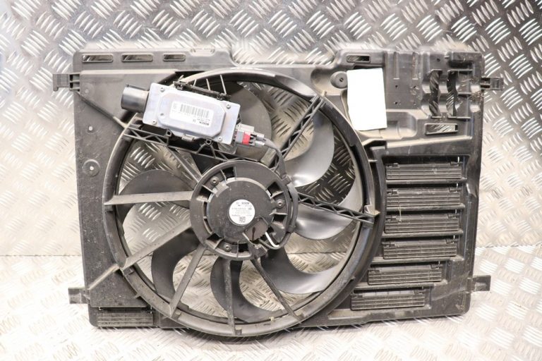FORD FOCUS MK3 ST 2.0 ECOBOOST MANUAL RADIATOR FAN WITH MODULE 2015 ...