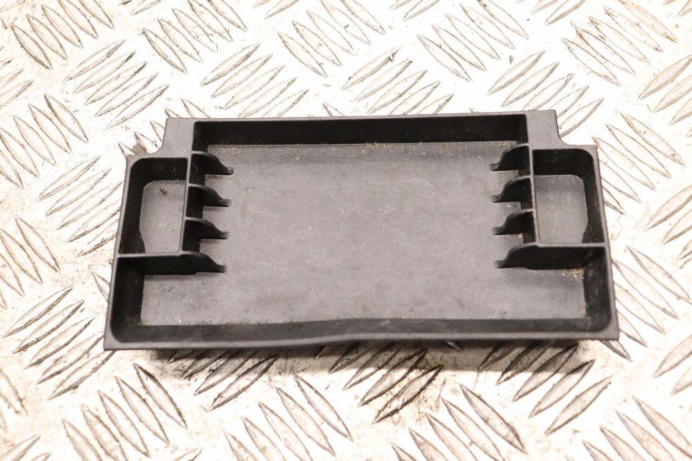 FORD FOCUS MK3 CENTRE CONSOLE STORAGE TRAY 2011-2015 CV62E – Gala Motors