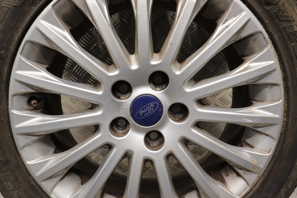 FORD C-MAX GRAND MK2 R17 ALLOY WHEEL WITH BAD TYRE 2011-2015 LM64-2 ...