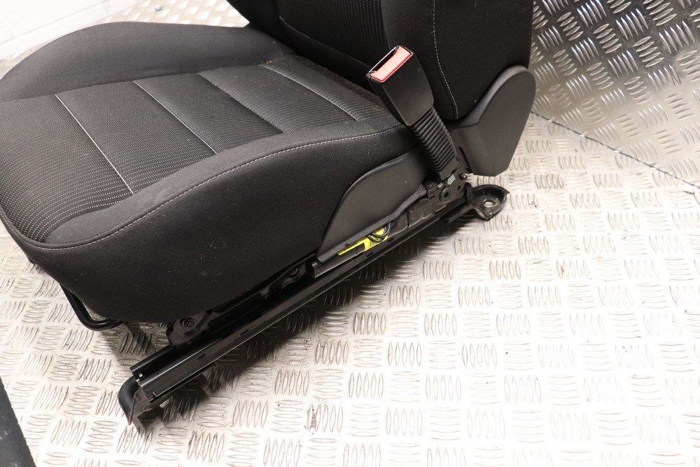 FORD FOCUS MK2 OSF FRONT HEATED DRIVER CLOTH SEAT 2008-2011 BJ59 – Gala ...