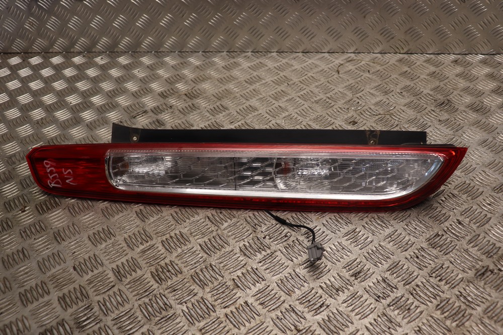 FORD FOCUS MK2 HATCHBACK REAR NS LIGHT CLUSTER 2008-2011 BJ59 – Gala Motors