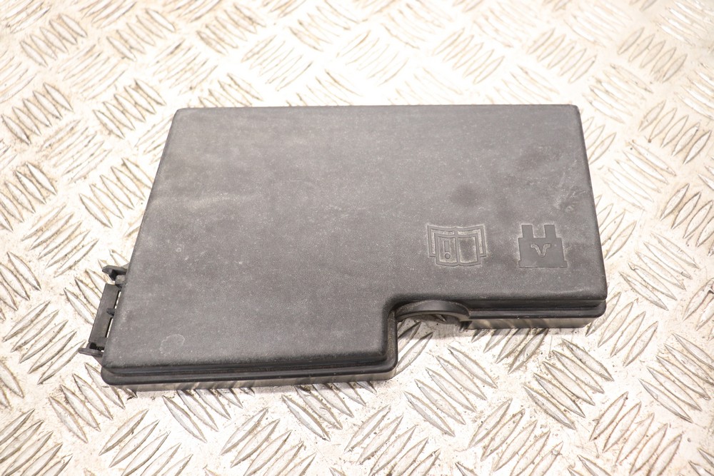 FORD FOCUS MK3 ST FUSE BOX LID COVER 2015-2018 ET65 – Gala Motors