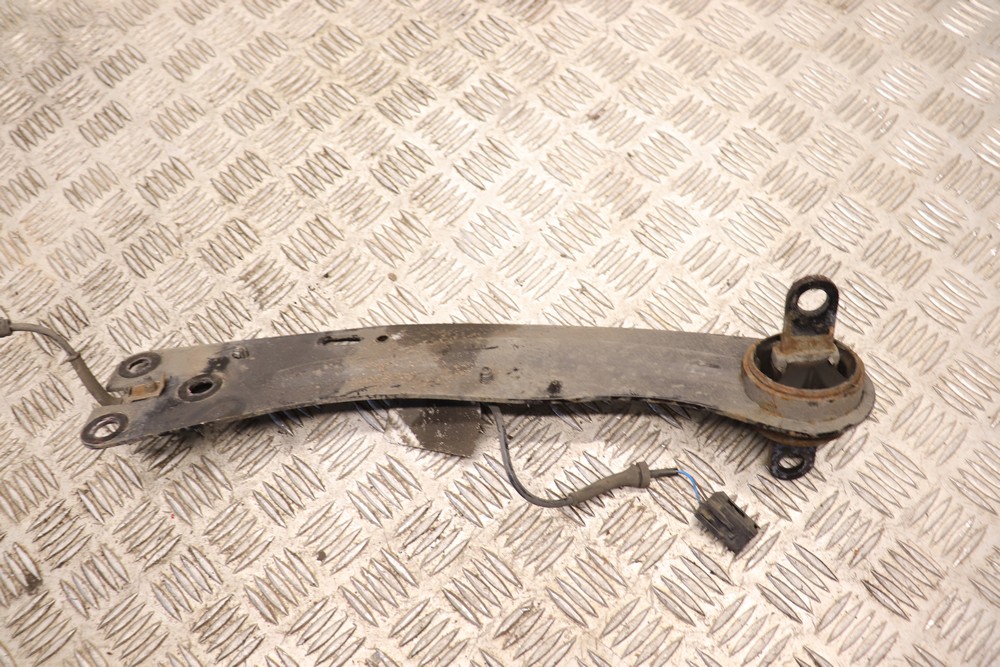 FORD FOCUS MK3 ST HATCHBACK REAR NSR SUSPENSION TRAILING ARM BUSH 2015 ...