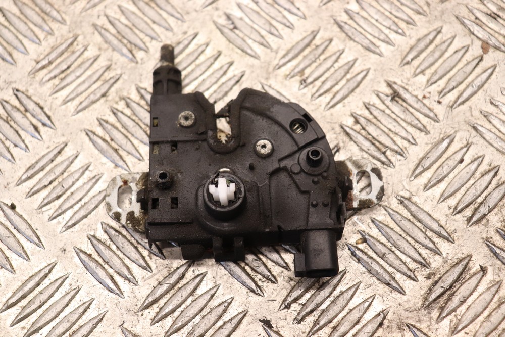 FORD FOCUS MK2 BONNET LOCK CATCH 2008-2011 GF11 – Gala Motors