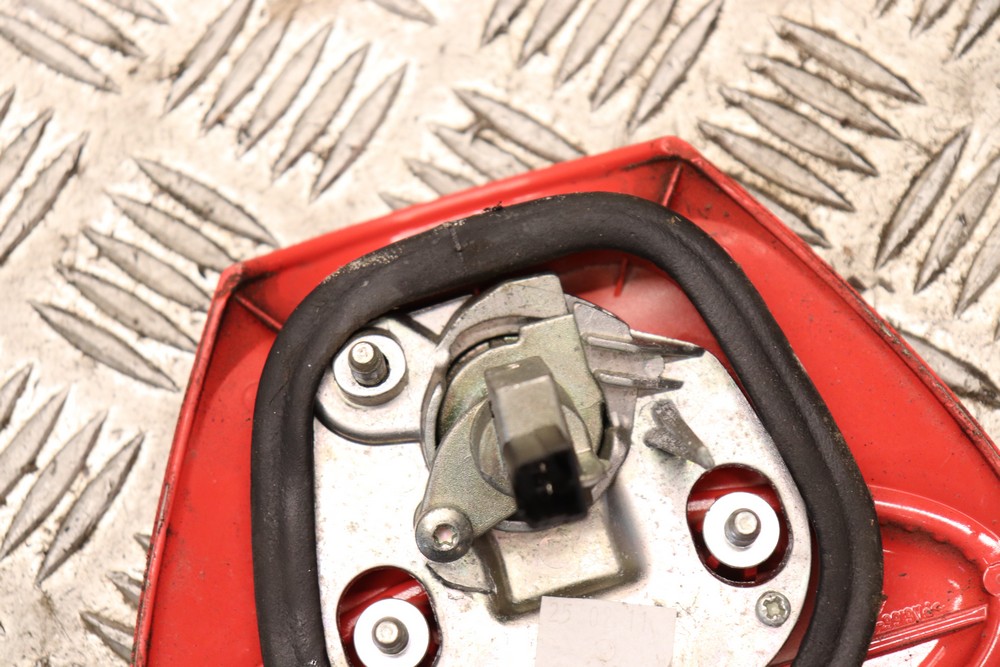 FORD KA MK2 TAILGATE BADGE TRIM BOOT OPEN SWITCH IN SUNSHINE RED 2009 ...