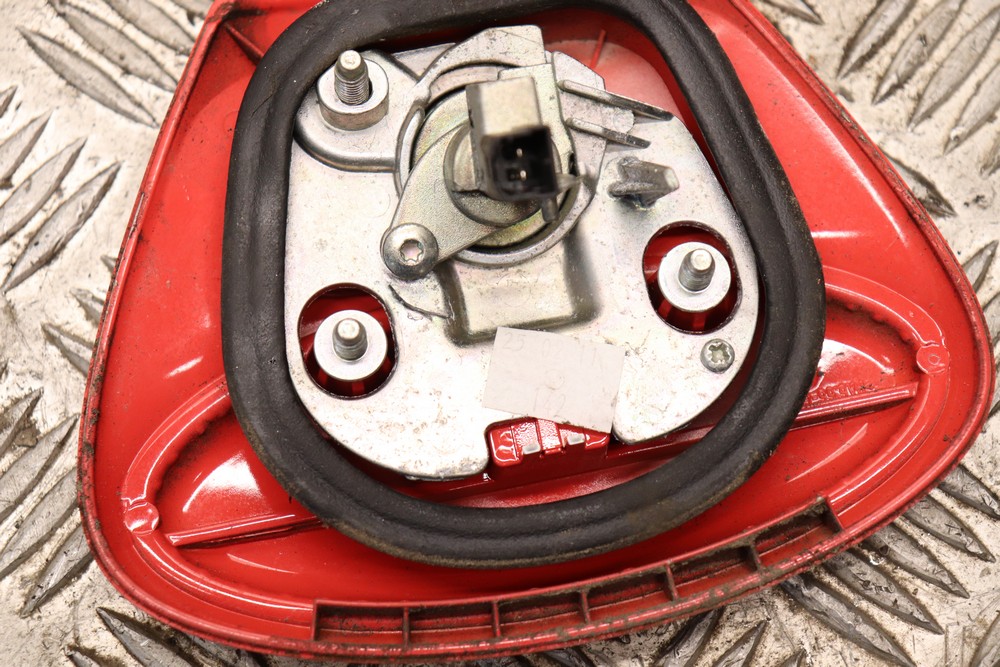 FORD KA MK2 TAILGATE BADGE TRIM BOOT OPEN SWITCH IN SUNSHINE RED 2009 ...