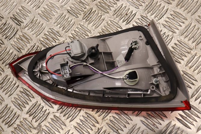 FORD FOCUS MK3 ESTATE ST-LINE OS INNER LED TAIL LIGHT 2015-2018 CP66 ...