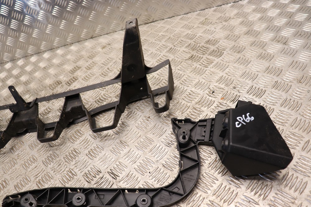 FORD FOCUS MK3 ESTATE REAR BUMPER BRACKETS 2015-2018 CP66 – Gala Motors