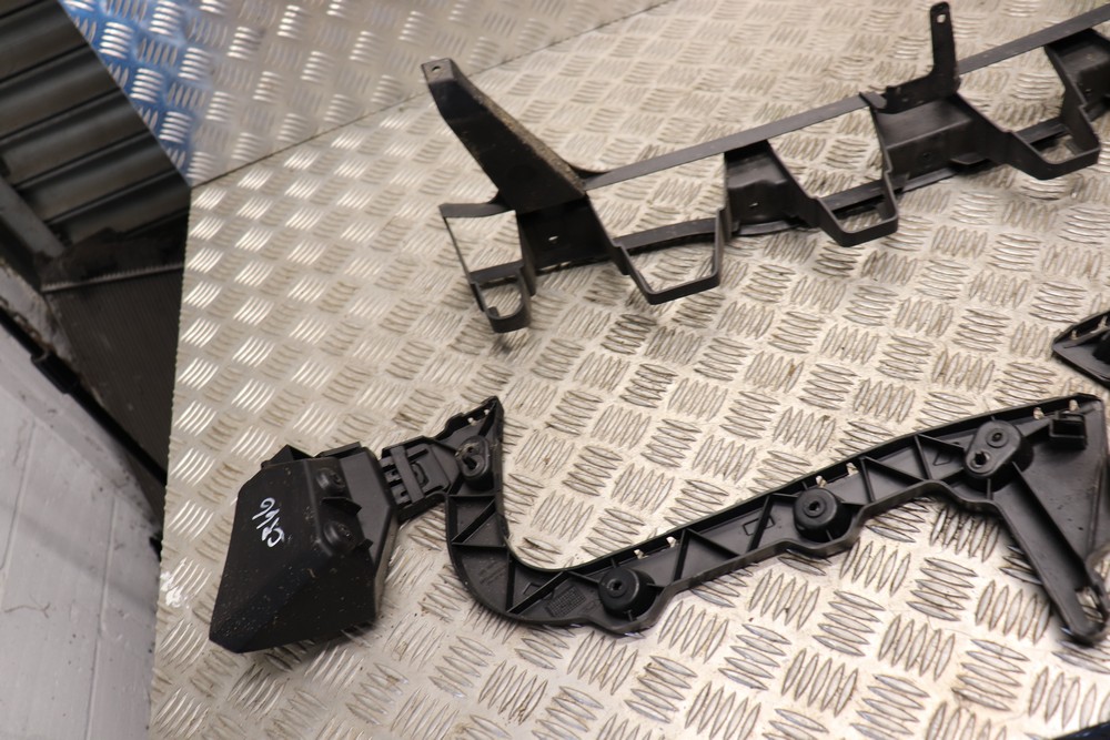 FORD FOCUS MK3 ESTATE REAR BUMPER BRACKETS 2015-2018 CP66 – Gala Motors