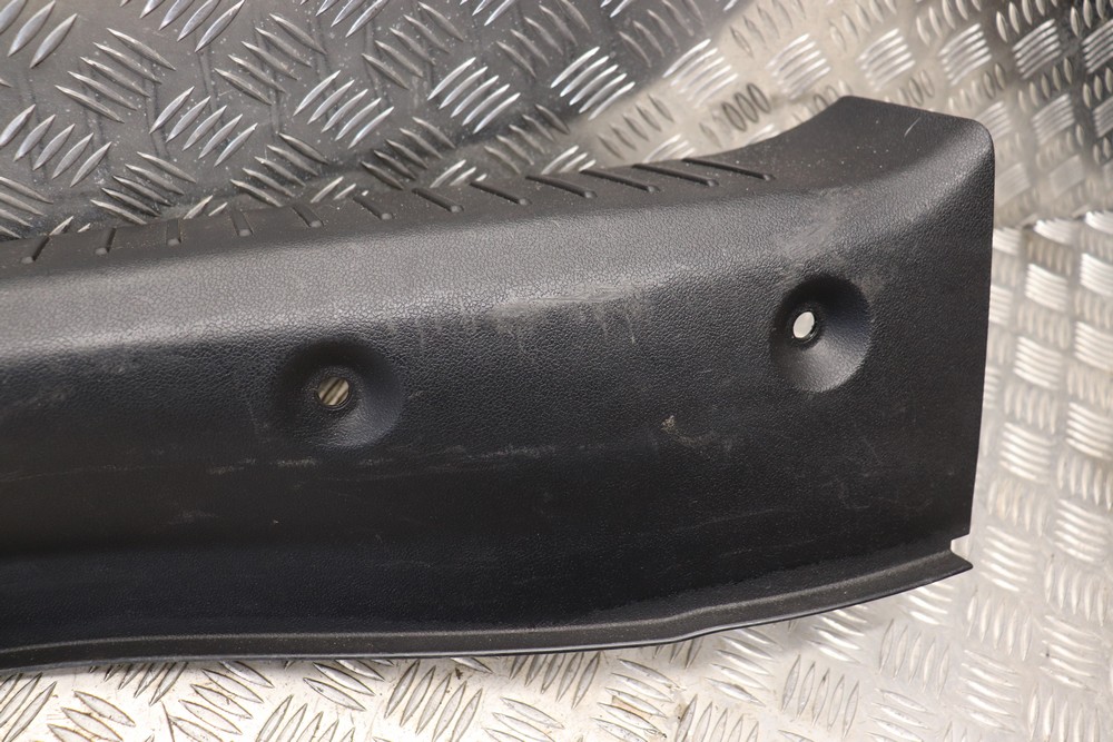 FORD FOCUS MK2 ST HATCHBACK REAR BOOT STEP TRIM 2005-2008 AF07 – Gala ...