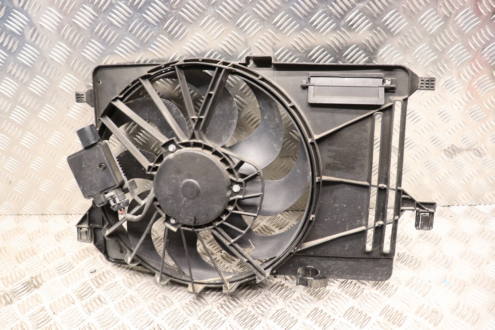 FORD FOCUS MK3 1.6 TDCI EURO 5 MANUAL RADIATOR FAN WITH MODULE 2011 ...