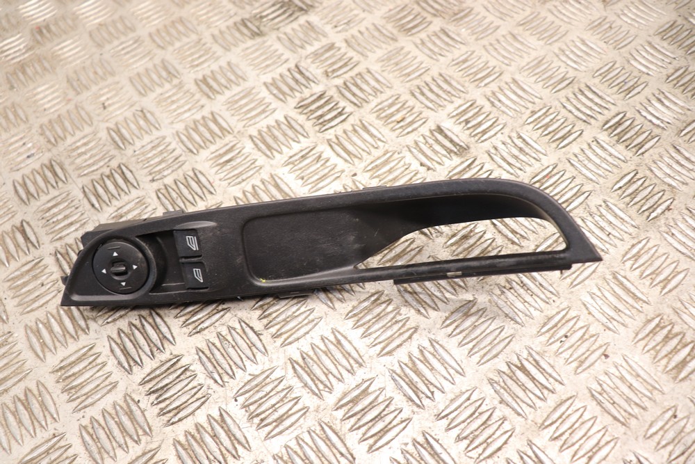 FORD FOCUS MK3 OSF WINDOW SWITCH UNIT 2011-2015 BW14D – Gala Motors