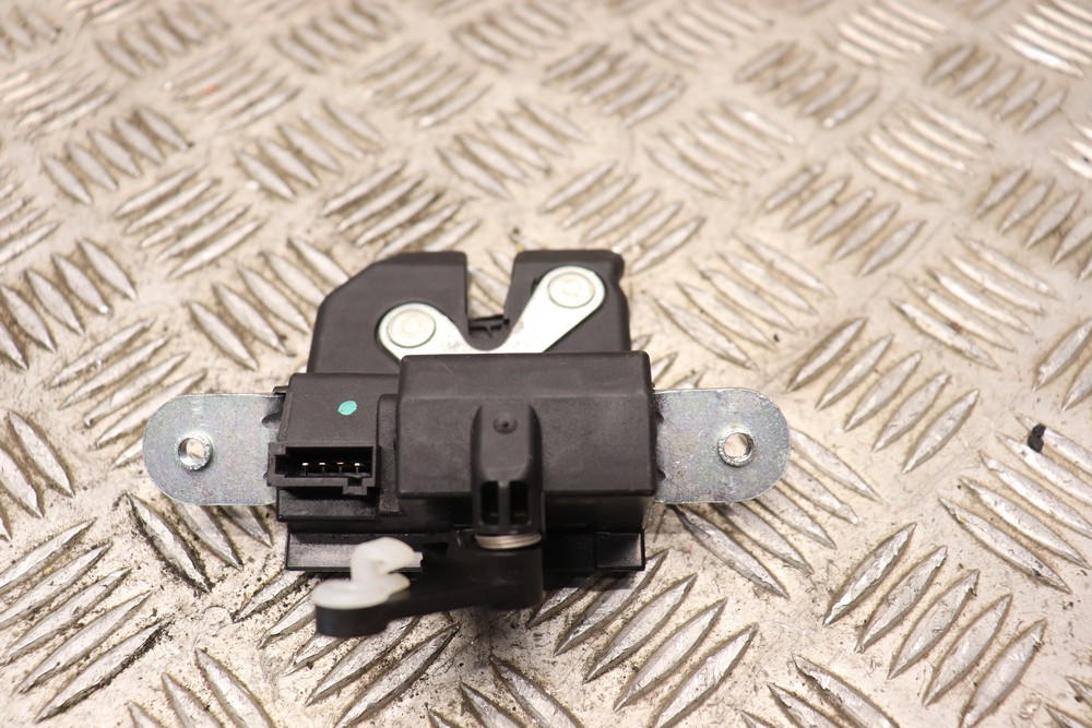 FORD KA MK2 TAILGATE BOOT LOCK CATCH 2009-2016 GV10P – Gala Motors