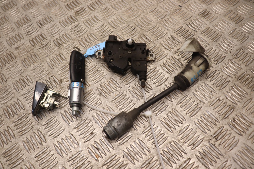 FORD FOCUS MK2 KEY DOOR IGNITION BONNET LOCK SET IN SEA GREY 2008-2011 ...