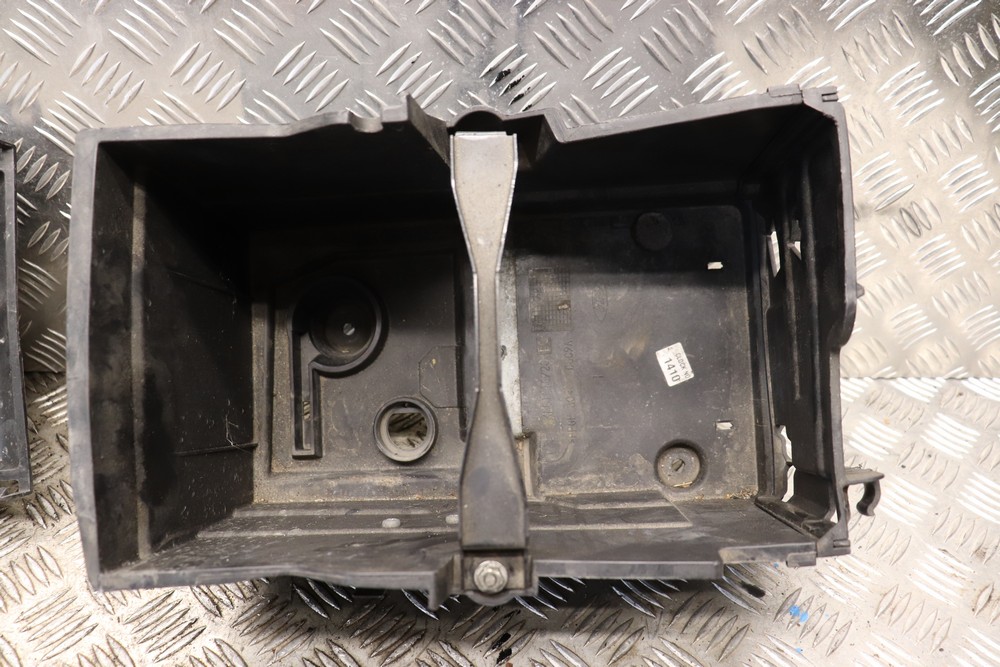 FORD FOCUS MK2 1.6 TDCI BATTERY BOX 2008-2011 HX08 – Gala Motors