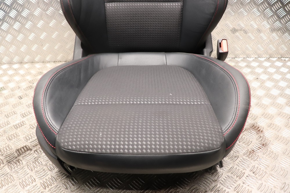 FORD FOCUS MK4 ST-LINE OSF FRONT DRIVER HALF LEATHER HEATED SEAT 2018 ...