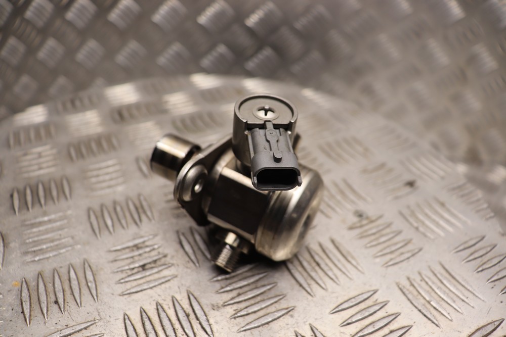 FORD GALAXY MK3 S-MAX MONDEO MK4 1.6 ECOBOOST FUEL PUMP (ON ENGINE) 10 ...