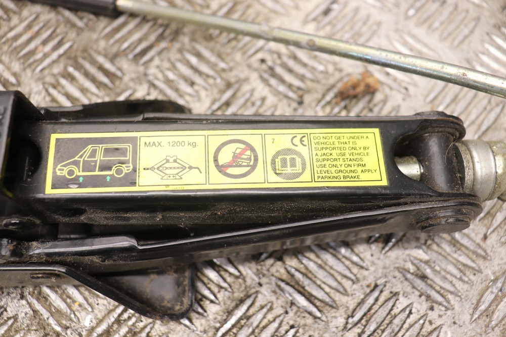 FORD TRANSIT MK7 JACK 2006-2014 EX08 – Gala Motors