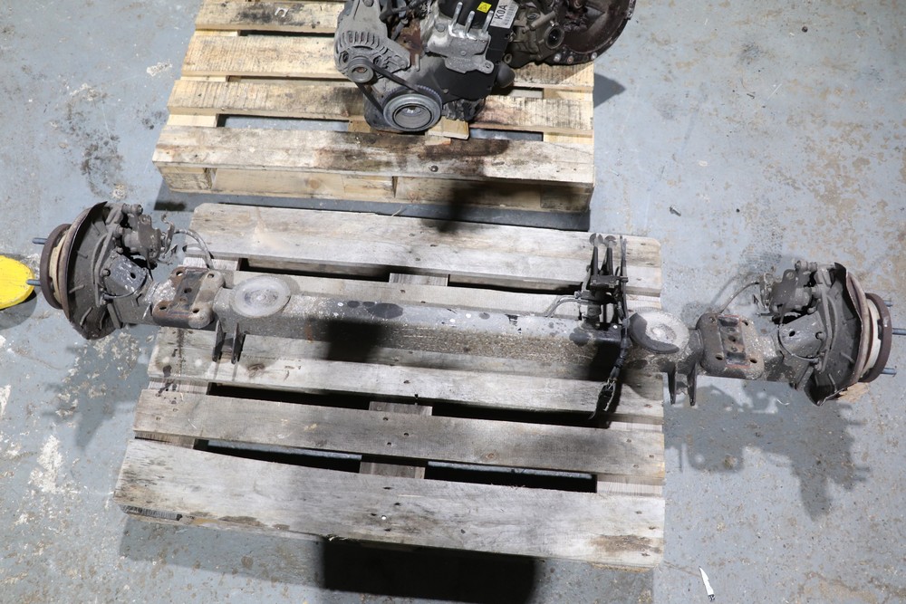 FORD TRANSIT CUSTOM MK8 REAR AXLE FWD SWB 2013-2016 YS13U – Gala Motors