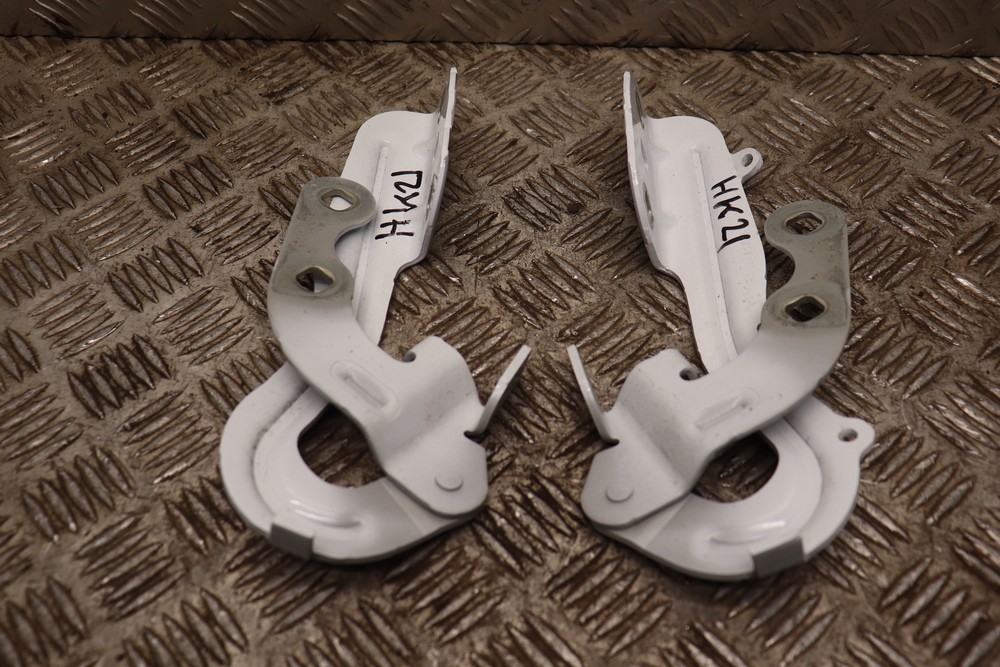 FORD TRANSIT COURIER MK1 BONNET HINGES IN FROZEN WHITE 2018-2021 HK21 ...