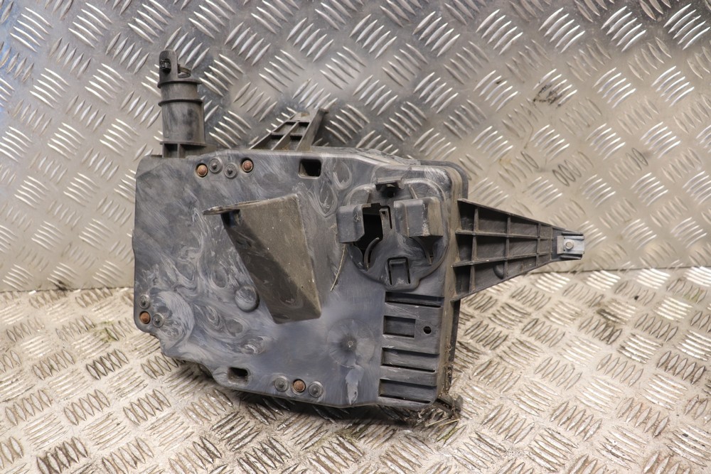 FORD FOCUS MK3 ECU CAGE HOLDER HOUSING 2011-2015 EO61W – Gala Motors