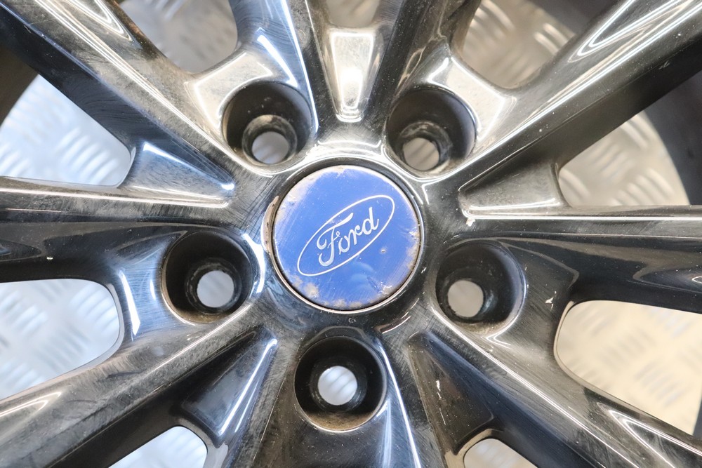 FORD KUGA MK2 R17 ALLOY WHEEL WITH 5MM TYRE 2013-2016 AD15-1 – Gala Motors