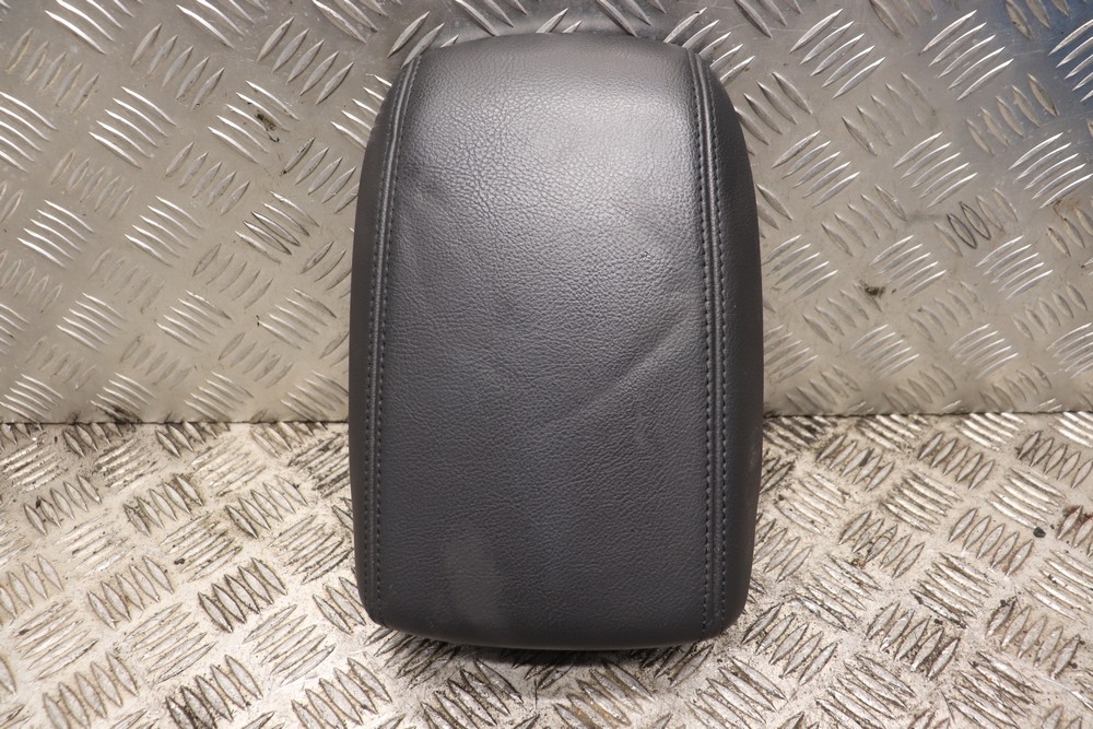 FORD FOCUS MK3 CENTRE CONSOLE LEATHER ARM REST 2015-2018 LV67 – Gala Motors