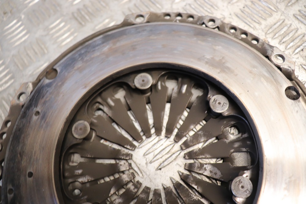 FORD KUGA MK2 2.0 TDCI EURO 6 CLUTCH FLYWHEEL 2017-2019 AX67 – Gala Motors