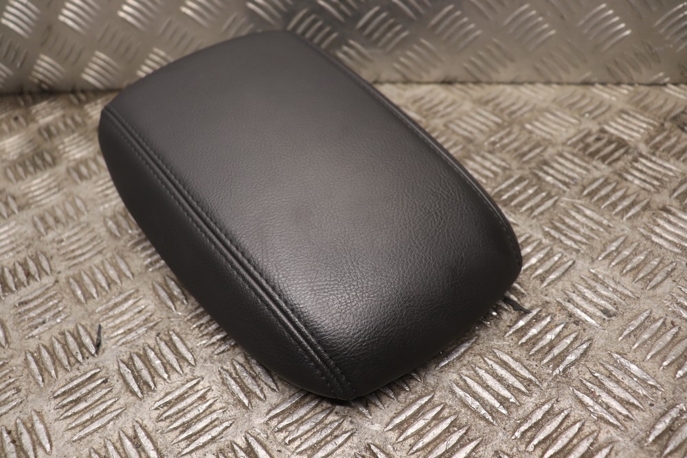 FORD FOCUS MK3 LEATHER CENTRE CONSOLE ARM REST 2015-2018 CN65 – Gala Motors