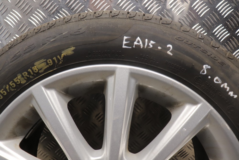 FORD FOCUS MK3 R16 ALLOY WHEEL (DAMAGED BUCKLED) WITH 8.0 MM TYRE 15-18 EA15-2 – Gala Motors