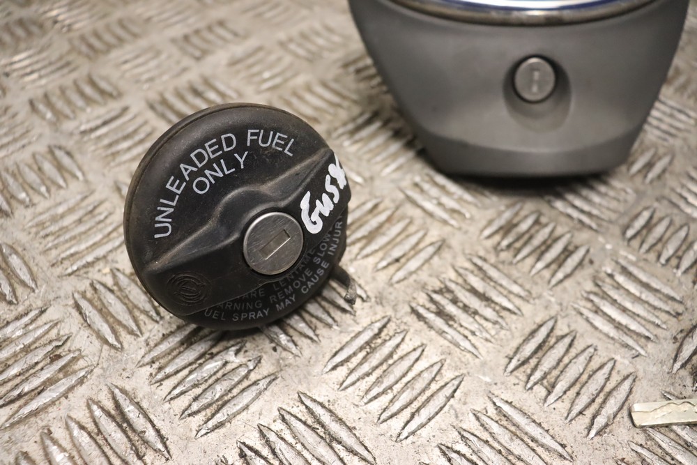 FORD KA MK2 KEY DOOR BOOT IGNITION TANK LOCK IN STROBE GREY 2009-2016 ...