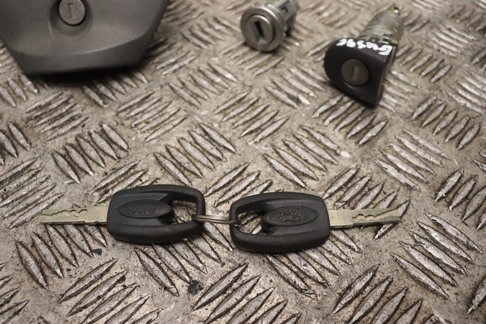 FORD KA MK2 KEY DOOR BOOT IGNITION TANK LOCK IN STROBE GREY 2009-2016 ...