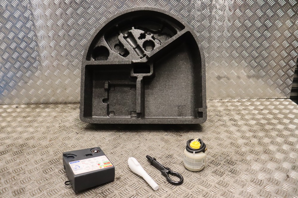 FORD B-MAX ZETEC MK1 BOOT FOAM WITH TYRE COMPRESSOR 2012-2017 KN17 ...