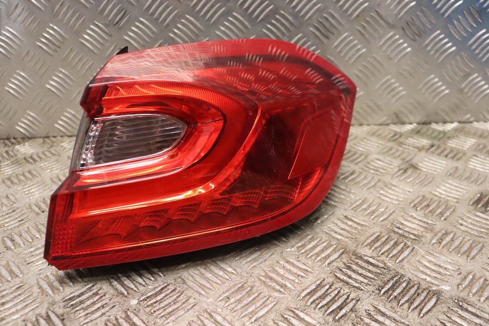 FORD FIESTA MK8 REAR OS OUTER LED LIGHT CLUSTER (DAMAGE) 2017-2021 EF67 ...