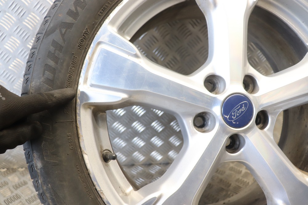 FORD KUGA MK2 R18 ALLOY WHEEL WITH BAD TYRE 2017-2019 YD17-1 – Gala Motors