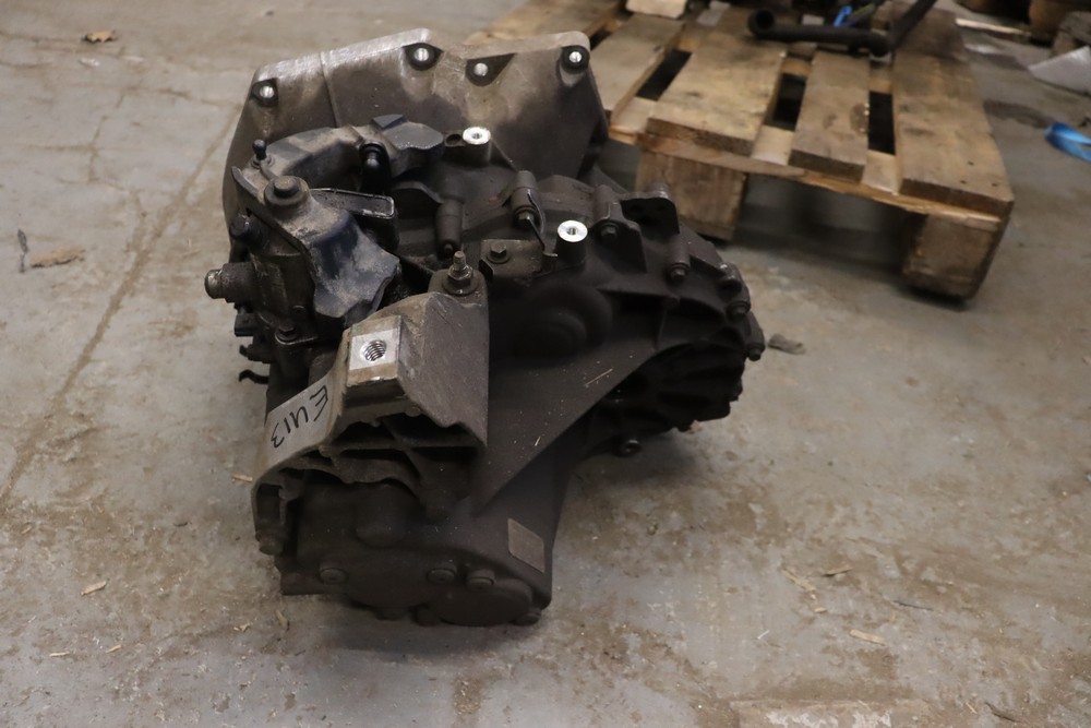 FORD FOCUS MK3 1.6 TDCI EURO 5 MANUAL 6SP GEARBOX AV6R-7002-KH 2011-2015 EU13 – Gala Motors