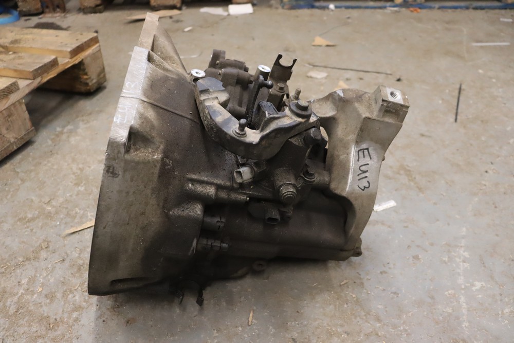 FORD FOCUS MK3 1.6 TDCI EURO 5 MANUAL 6SP GEARBOX AV6R-7002-KH 2011-2015 EU13 – Gala Motors