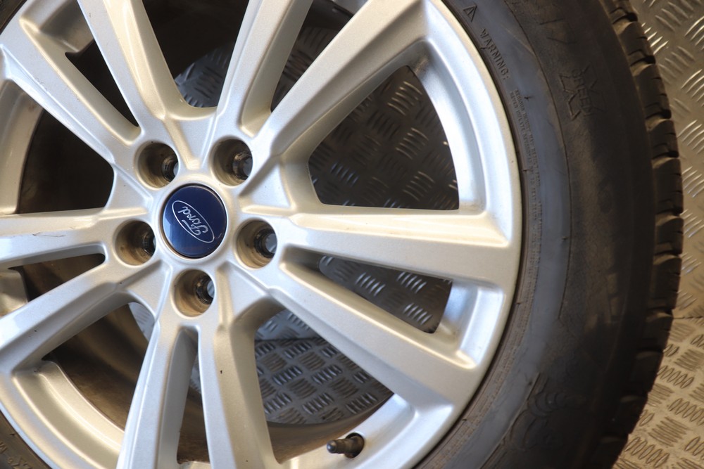 FORD KUGA MK2 R17 ALLOY WHEEL WITH BAD TYRE 2017-2019 KV17-3 – Gala Motors