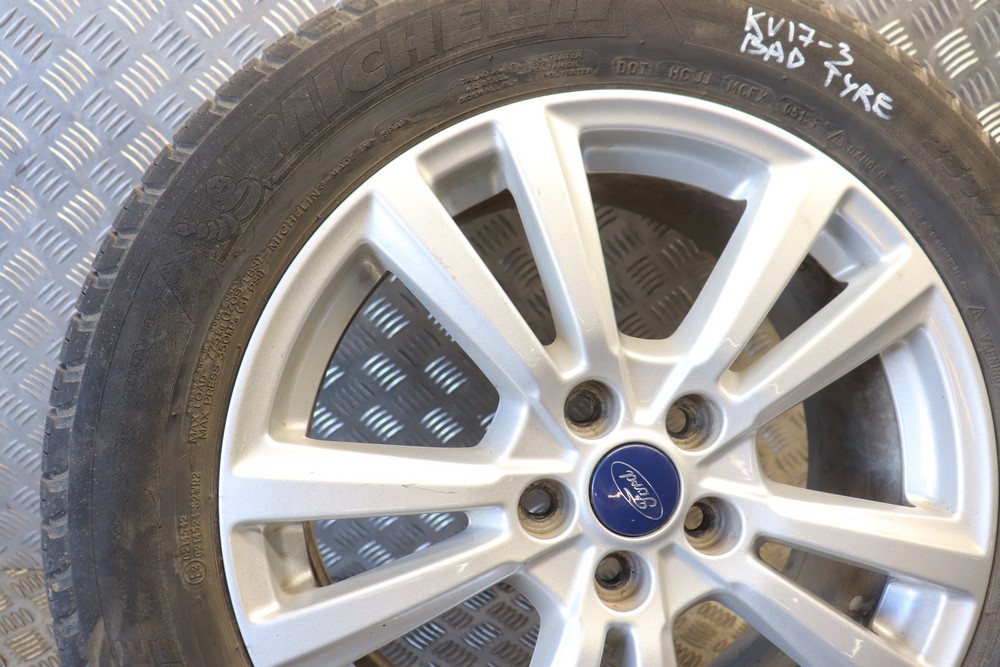FORD KUGA MK2 R17 ALLOY WHEEL WITH BAD TYRE 2017-2019 KV17-3 – Gala Motors