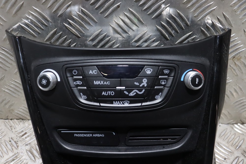 FORD B-MAX MK1 CLIMATE CONTROLS GEAR SURROUND TRIM (SEE PHOTOS) 2012 ...