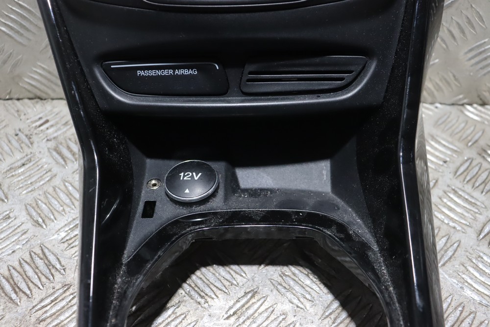 FORD B-MAX MK1 CLIMATE CONTROLS GEAR SURROUND TRIM (SEE PHOTOS) 2012 ...